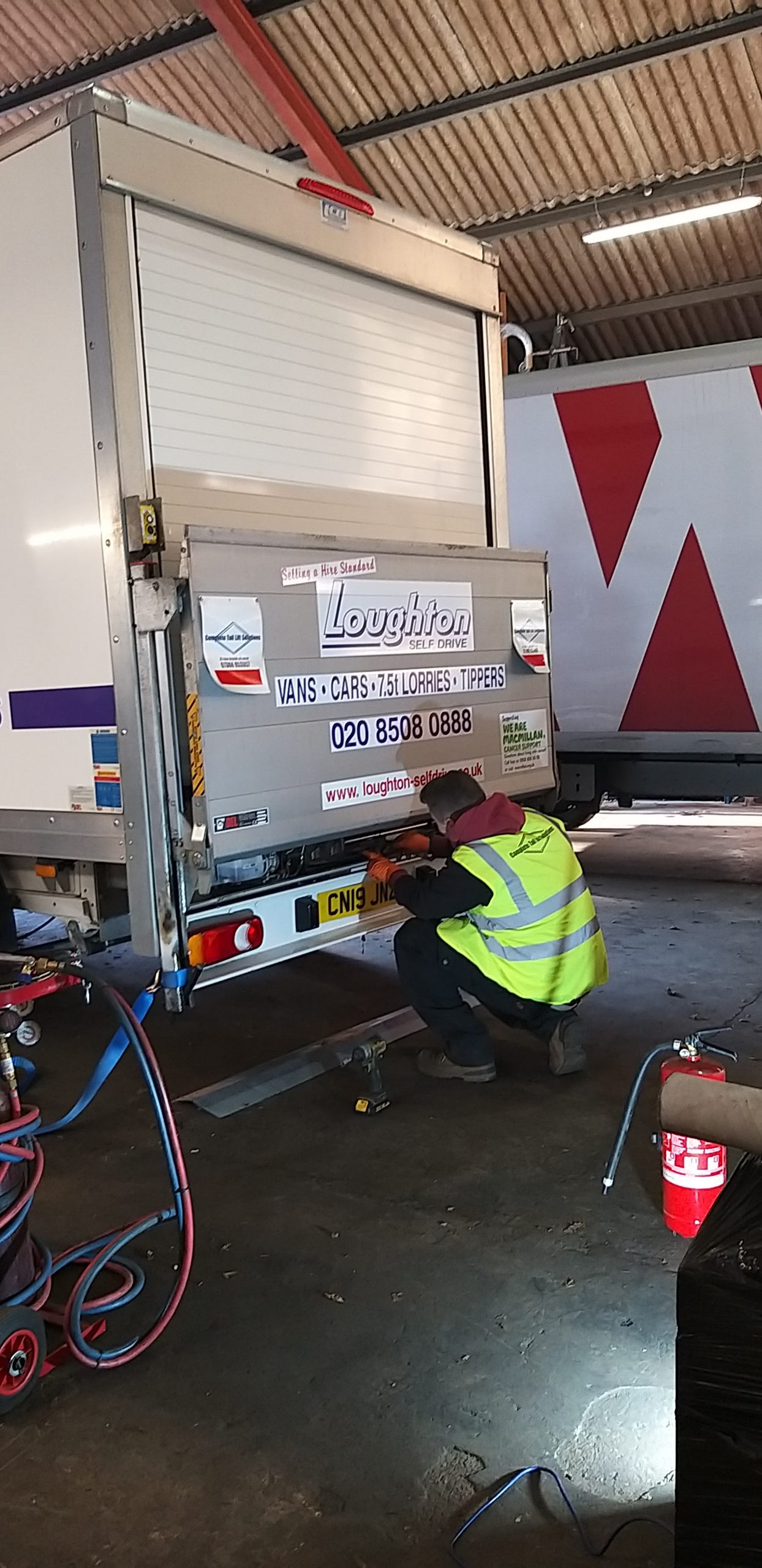 Workshop – Complete Tail Lift Solutions
